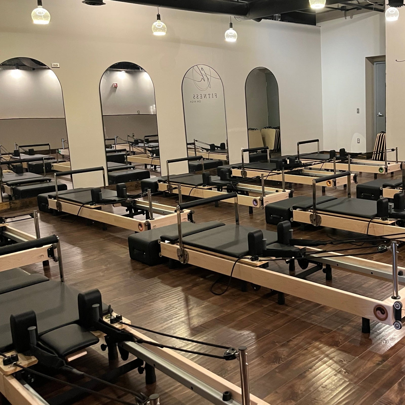 The Janet 2.0 Elite Pilates Reformer – Personal Hour